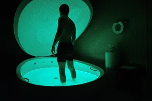 float tank & floatation therapy london, uk - yue float — yue float