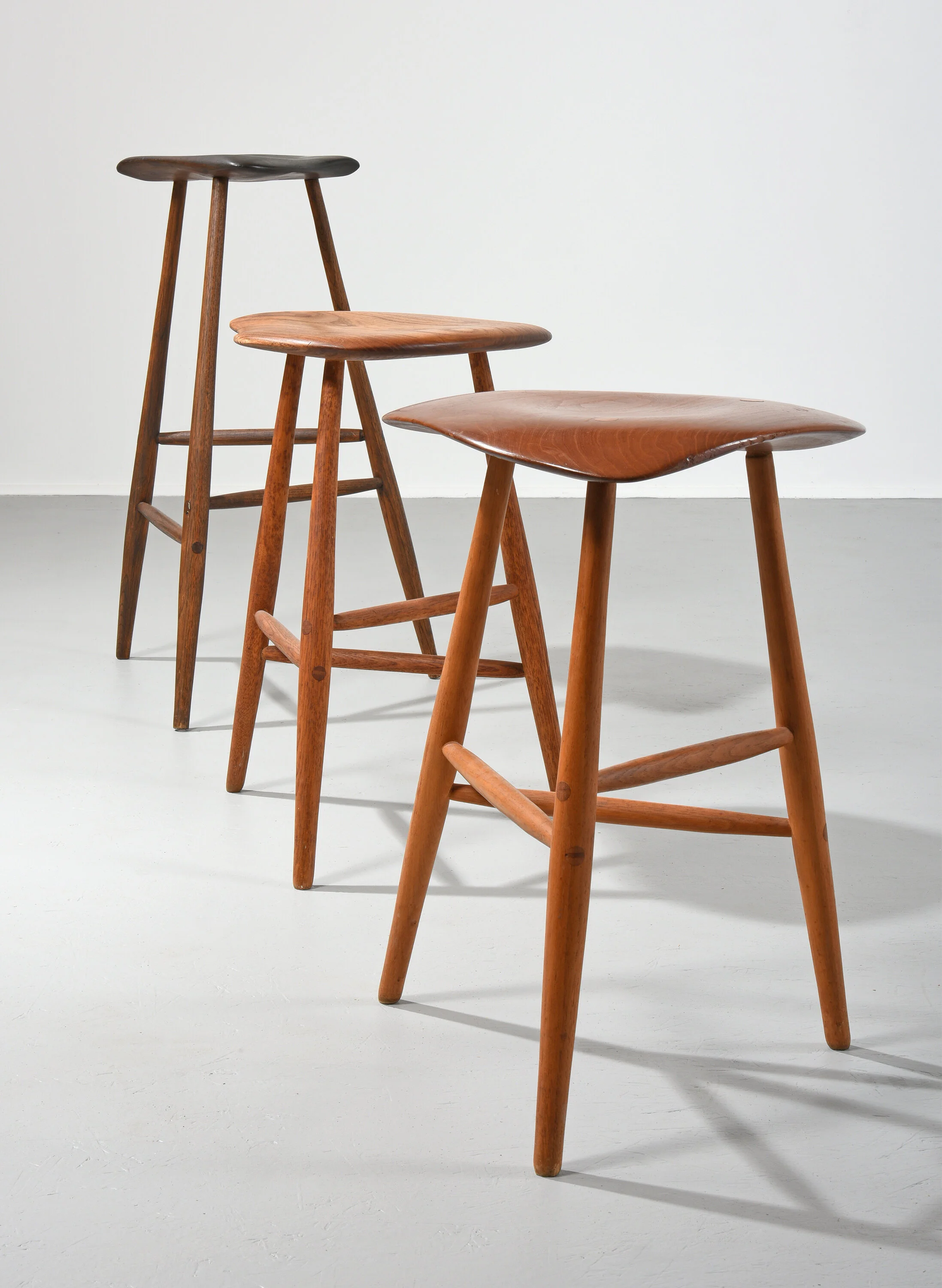 Eero Aarnio Rocking Pastille Gyro Lounge Chair in Molded Fiberglass ...