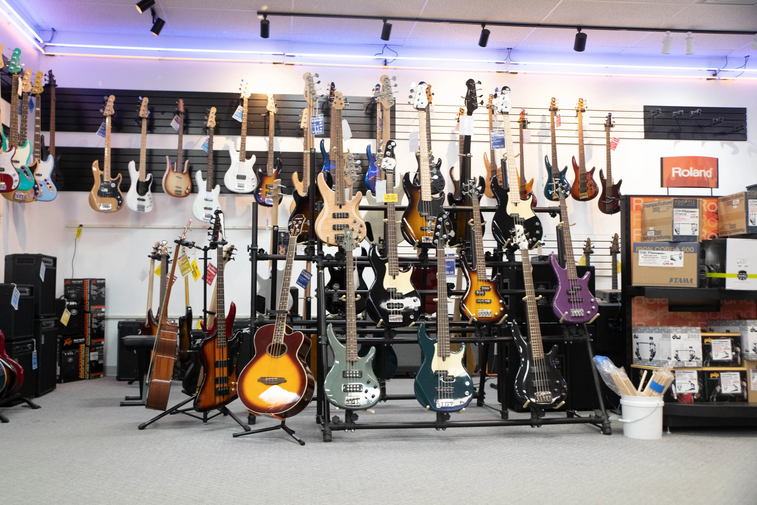 Bass Guitars — Guitarworks