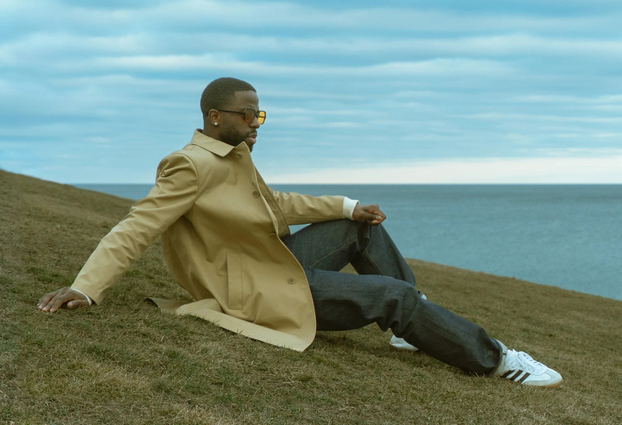 Jung EJ Lee - Filmmaker & Photographer