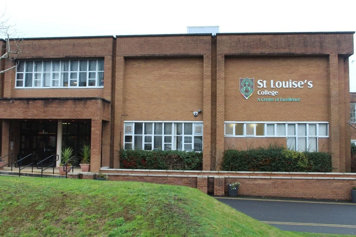 Belfast opens its arms to Palestine — The Hands Up Project