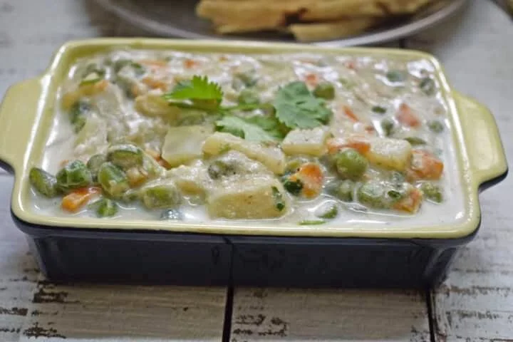 White kurma with instant kurma powder — Your Everyday Cook