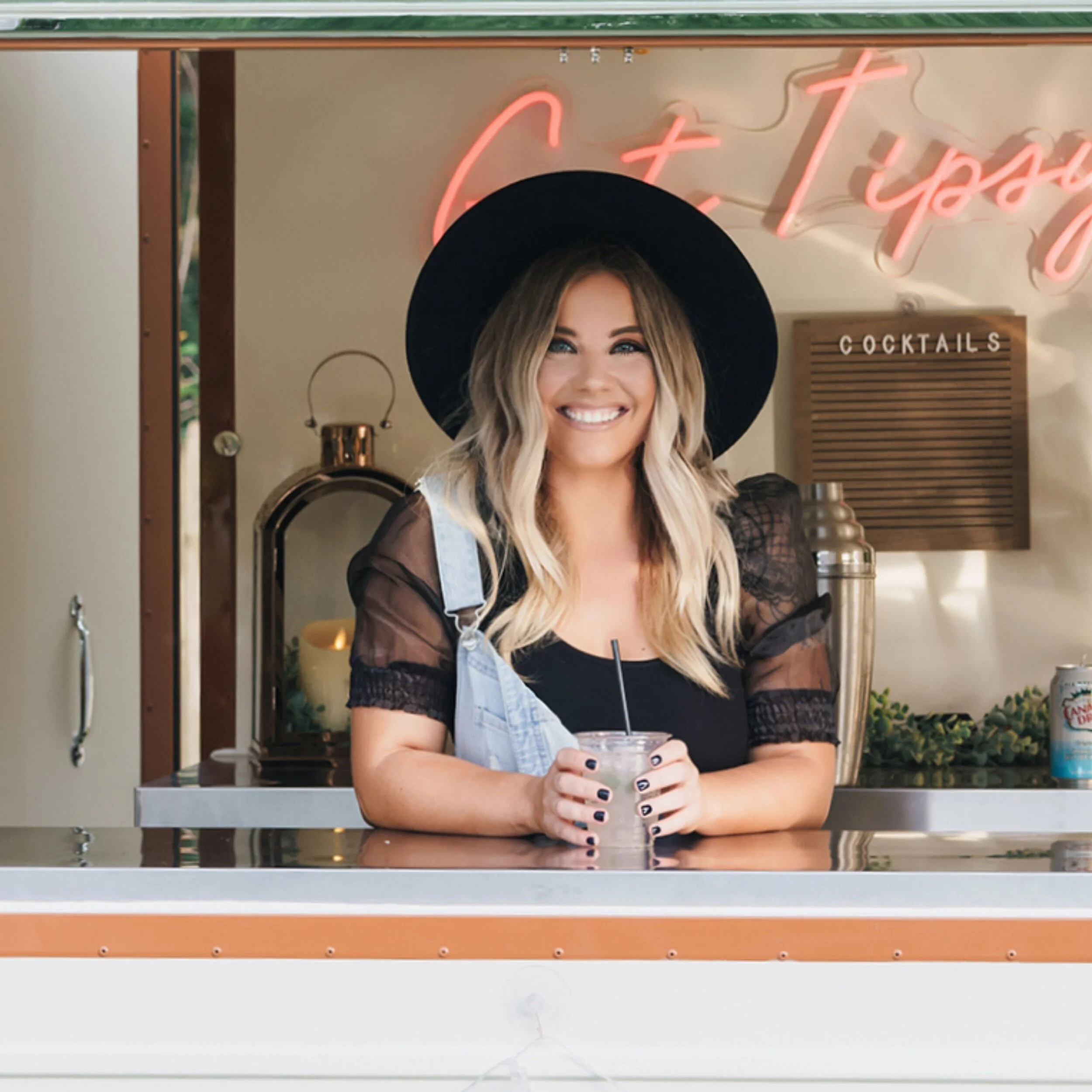 The Tipsy Trailer is Making Its Way to Your Next Event! 🍹 — Long Island Wave