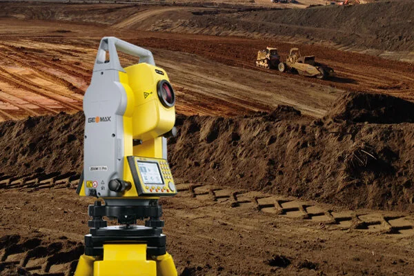 GeoMax Manual Total Stations Comparison Chart — BuildMax