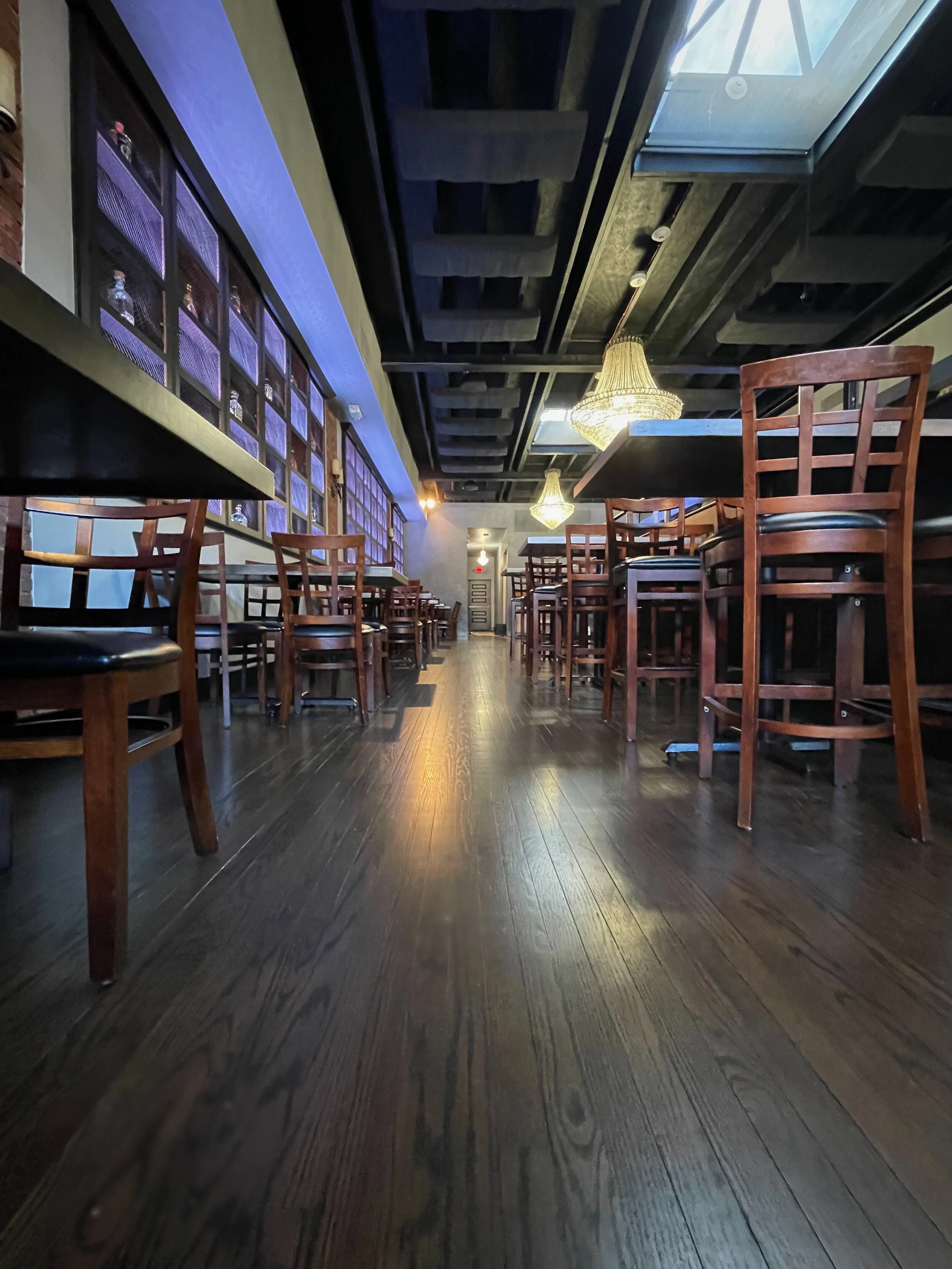 Avenue Social Kitchen & Cocktails