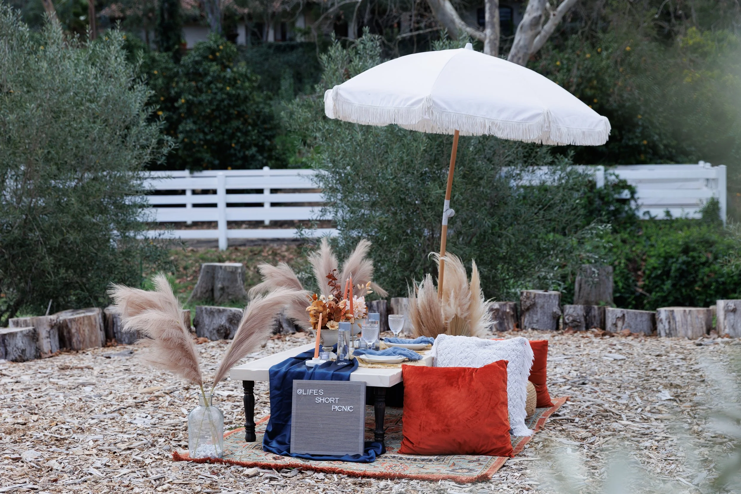 Riverside Picnic Planner - Luxury Picnic Company