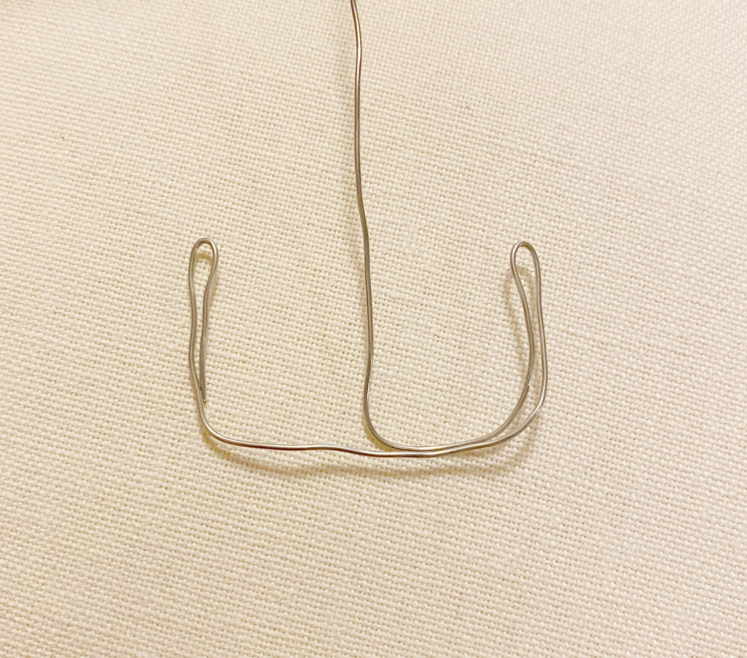 7 steps to Bending a Wire into a Mini Sword — Pocket Yarnlings