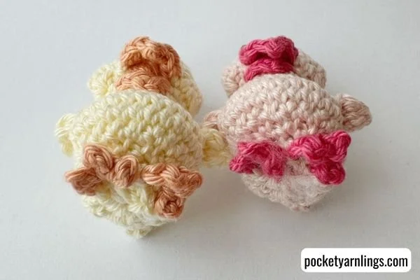 Free Chick Crochet Pattern — Pocket Yarnlings — Pocket Yarnlings