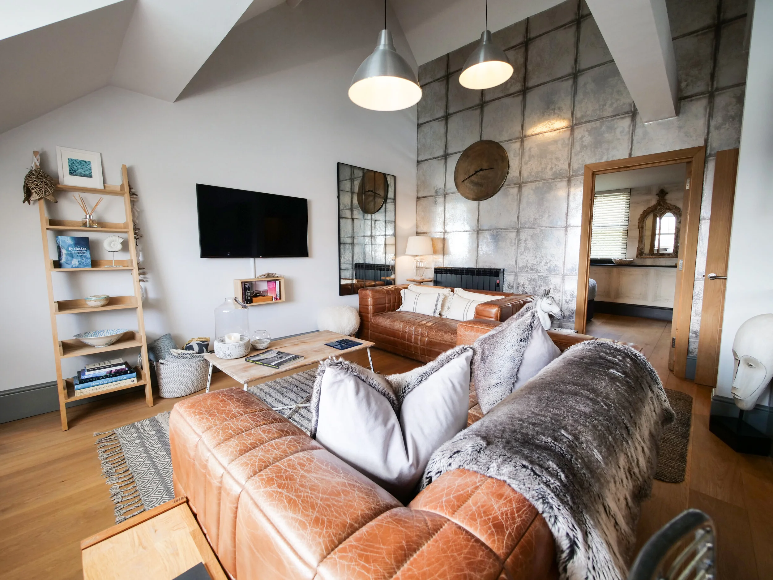 Teyr — Padstow Escapes