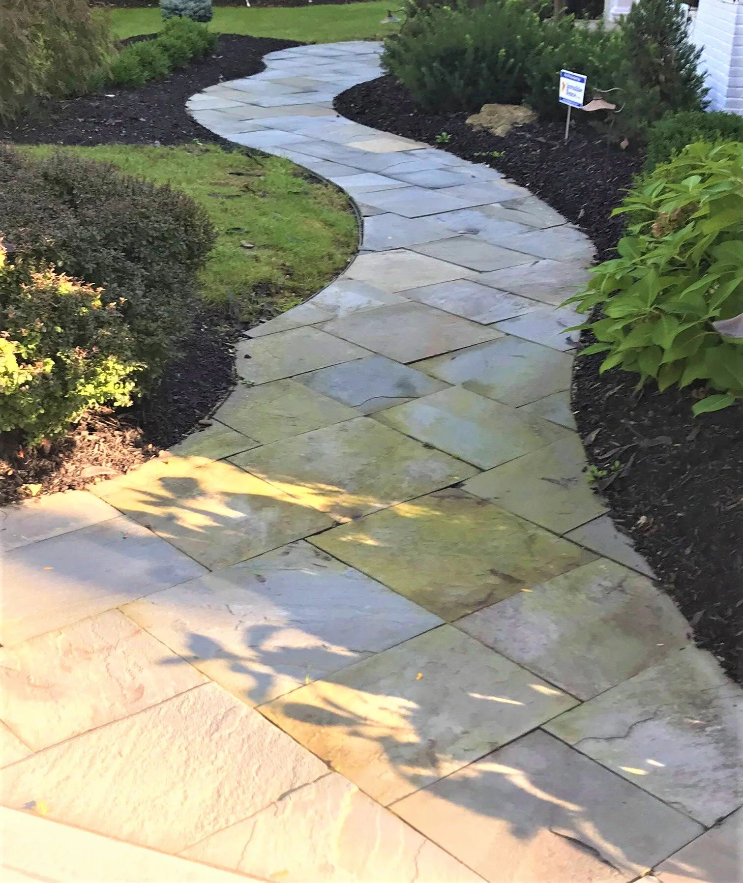 Walkways — Joe Greenwell Landscaping Inc.