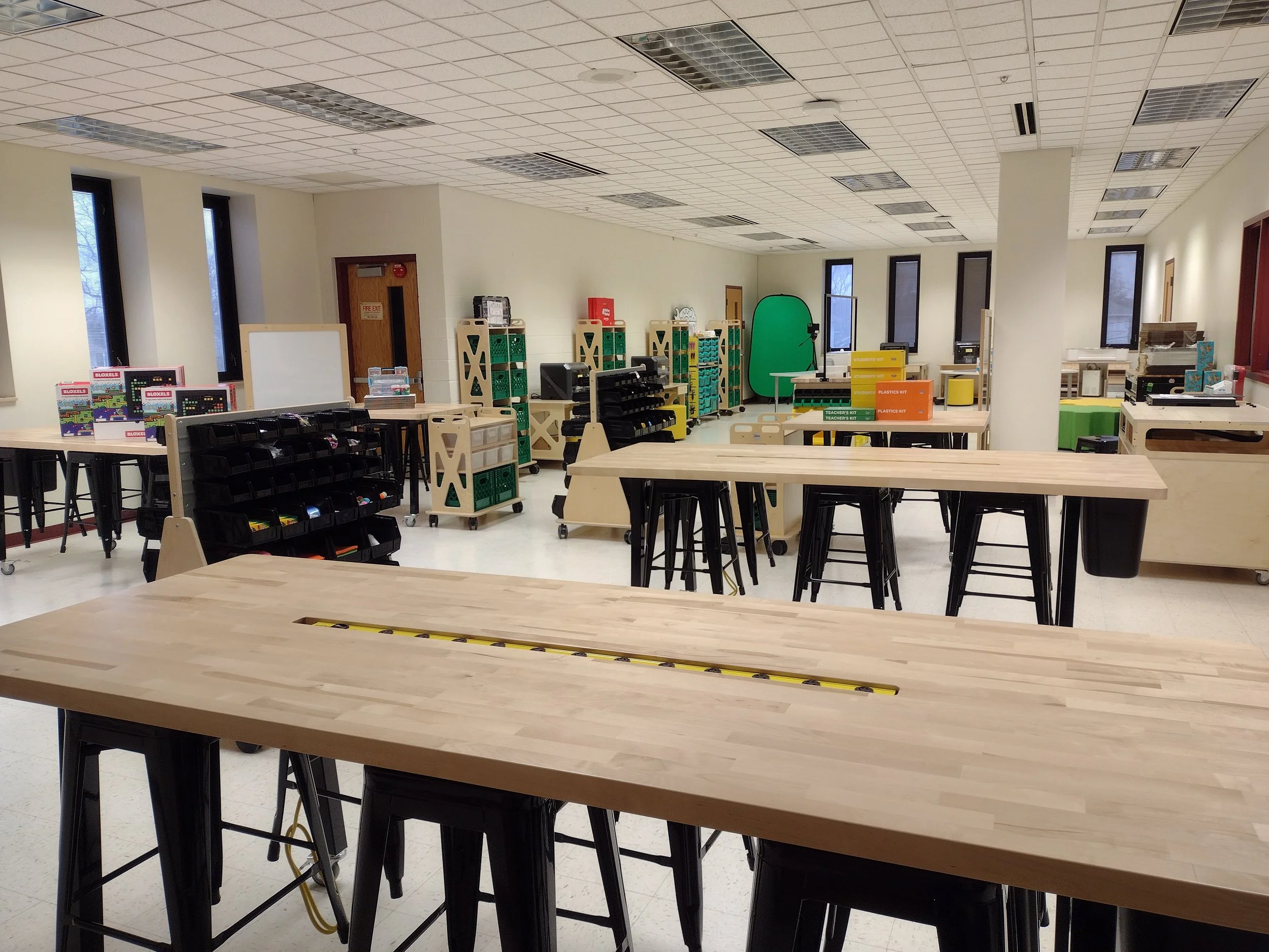 Why Hands On Learning is Important for Student Success | 1st Maker Space