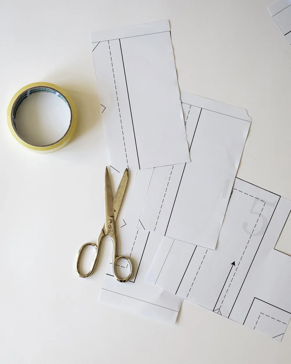 How To Print And Tile A PDF Sewing Pattern — To Gather And Stitch