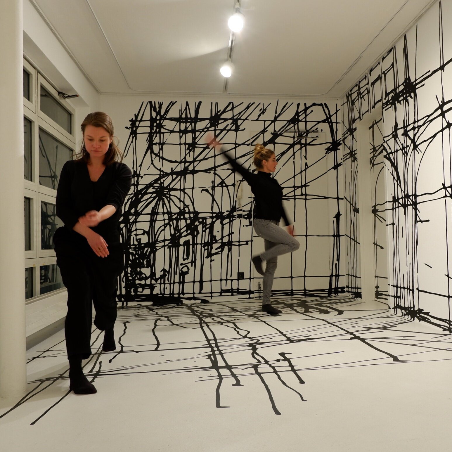 About 2 — mit TANZ und ARCHITEKTUR