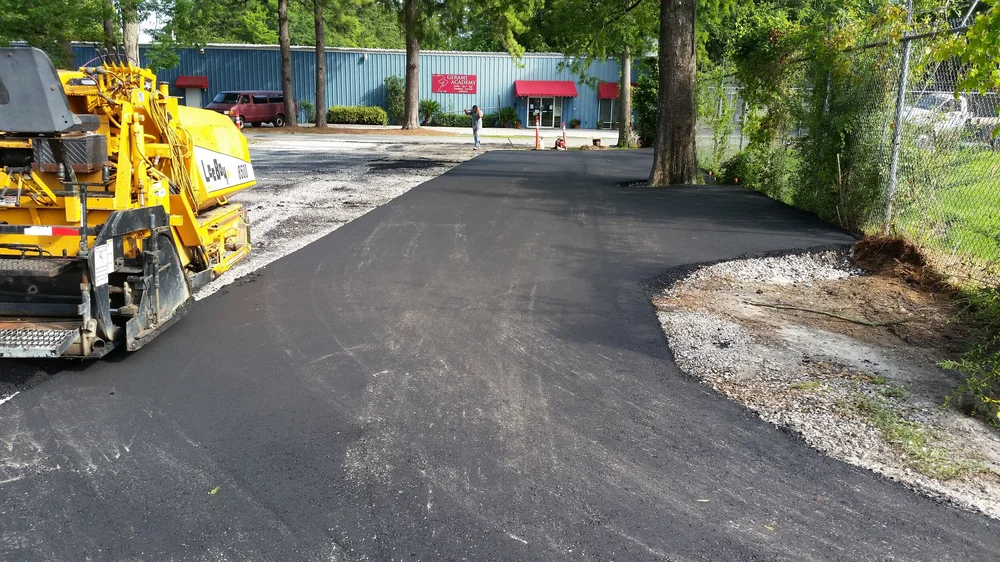 Sealcoating Asphalt