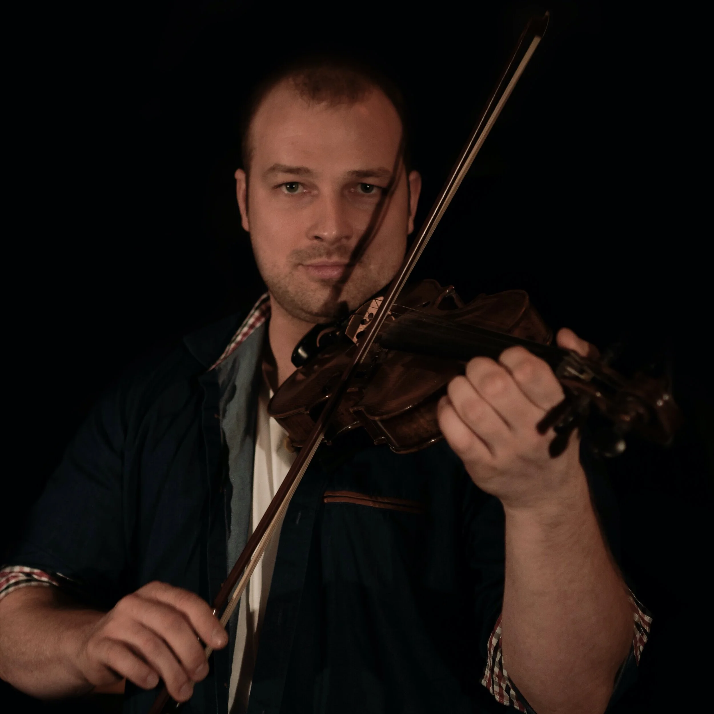 Über Uns — Robius Music