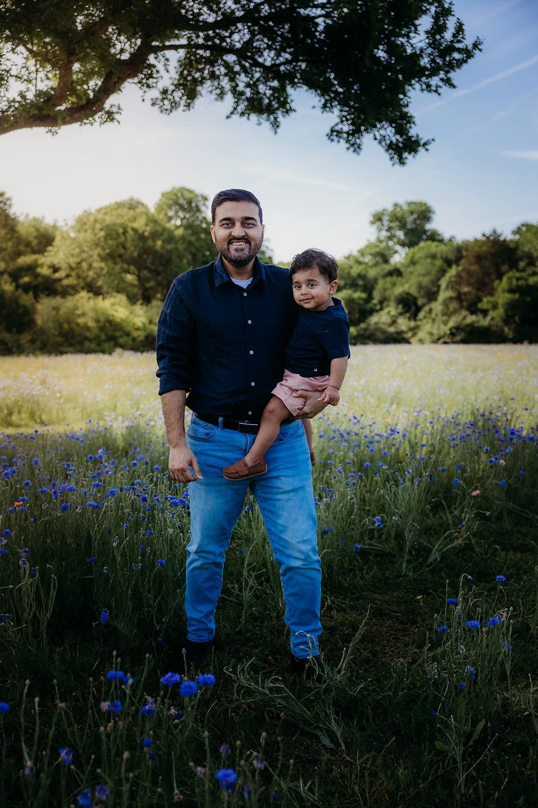 Outdoor Family Portrait Ideas Spring