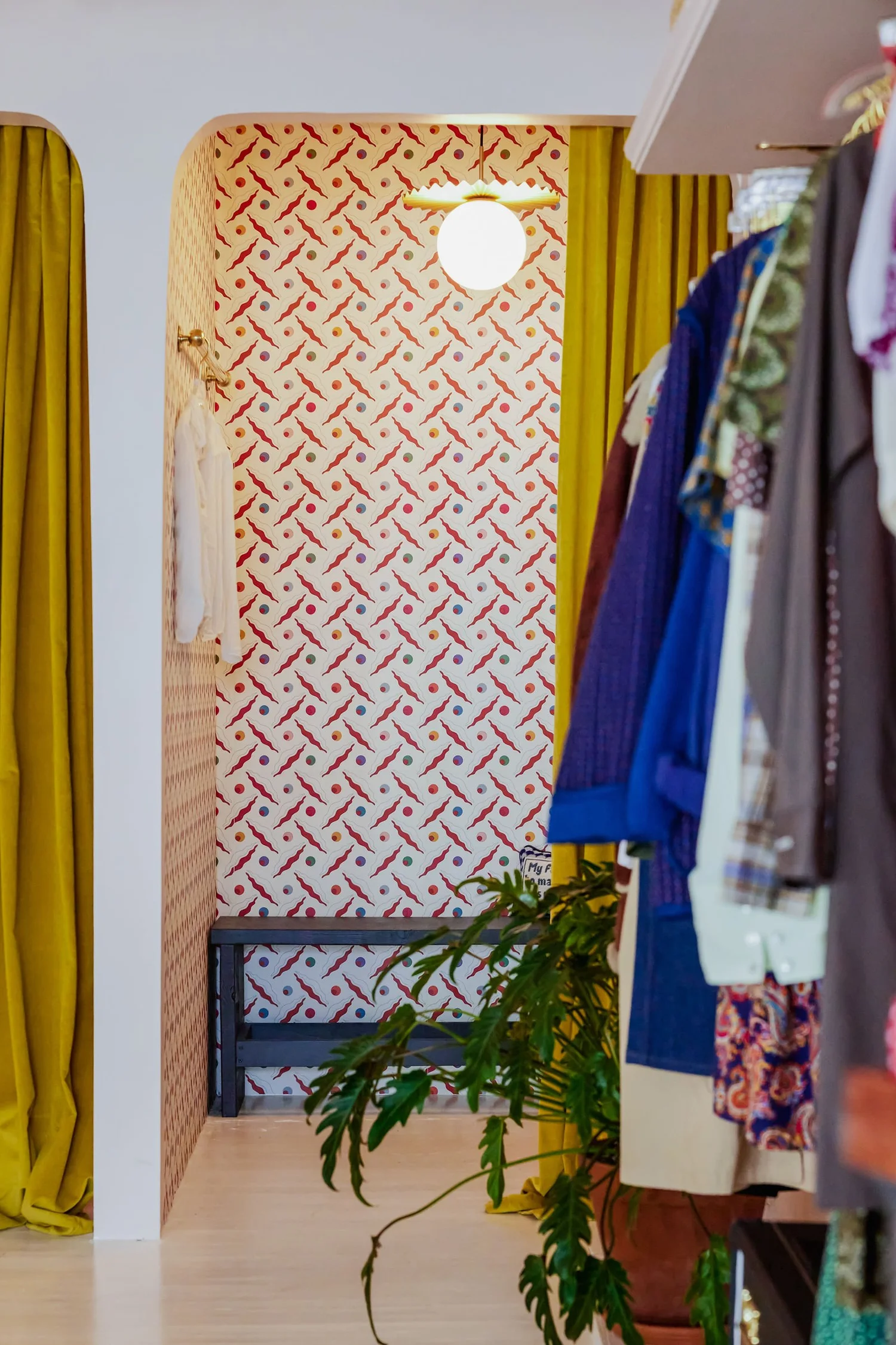 Strawberry Fields Boutique – Woodstock Commercial Retail Interior ...