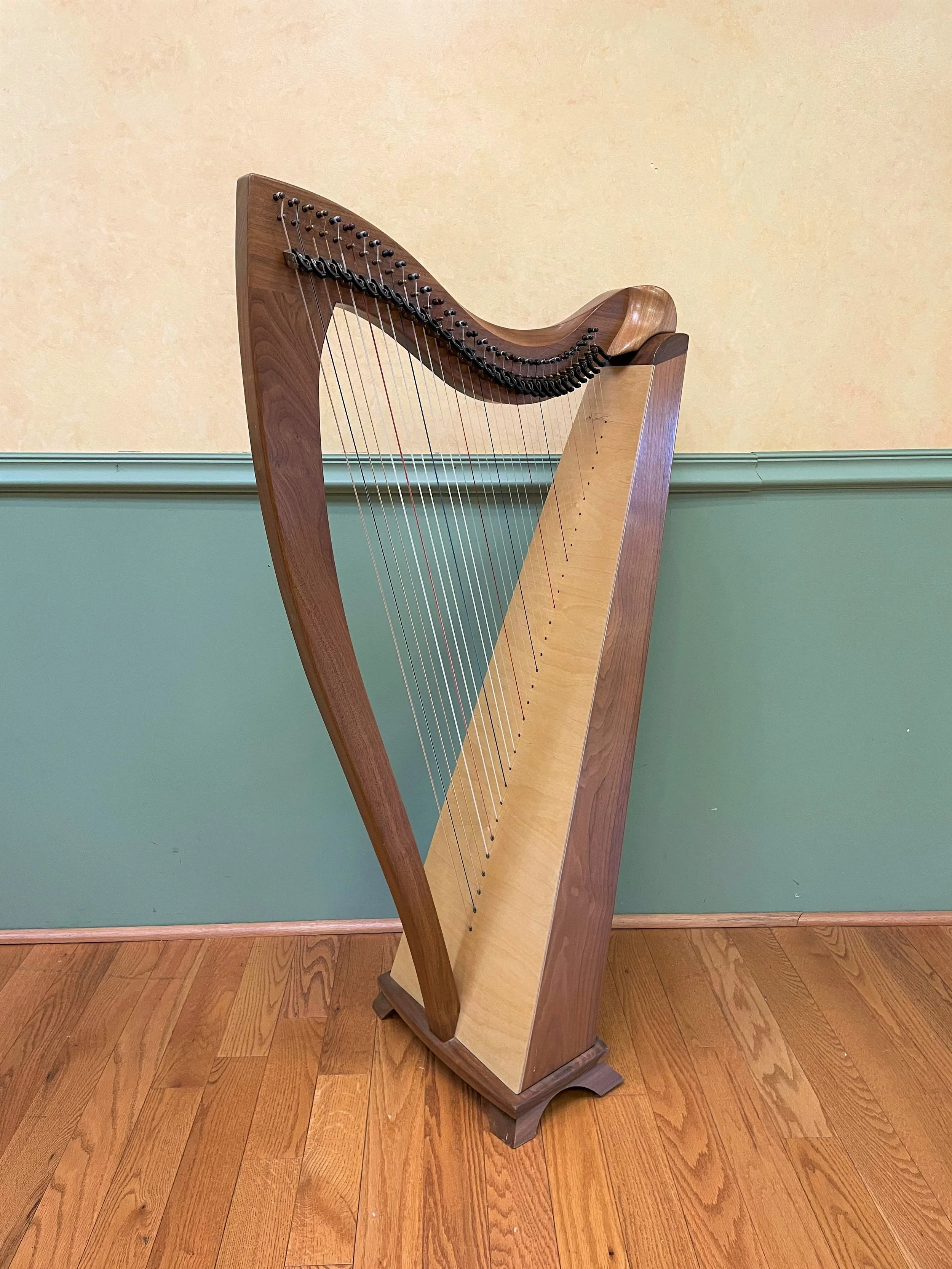 Used Harps — Virginia Harp Center