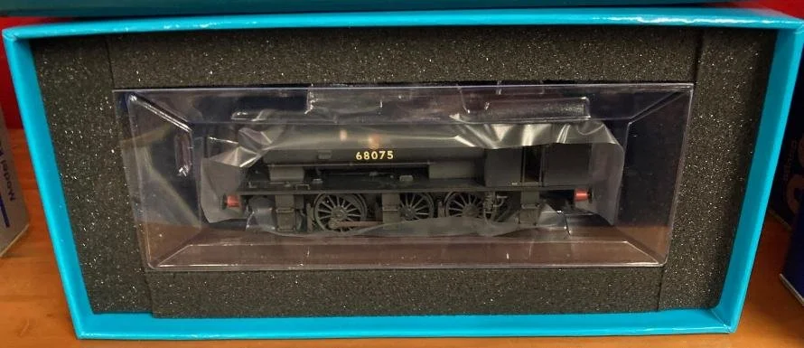 Bachmann Class 8750 Pannier Tank in GWR black livery 32-199 — MIB Models
