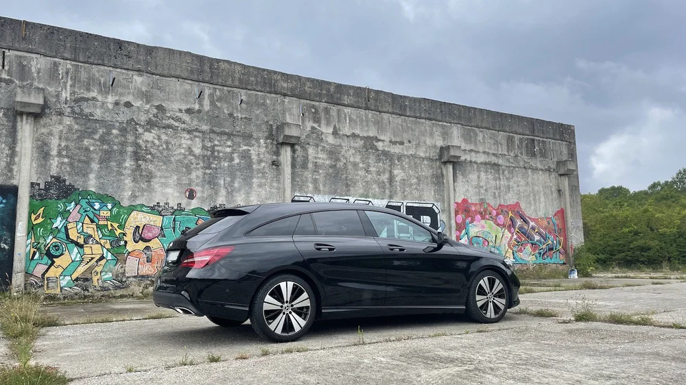Premium Renault - Mercedes-Benz CLA Shooting Brake 180d
