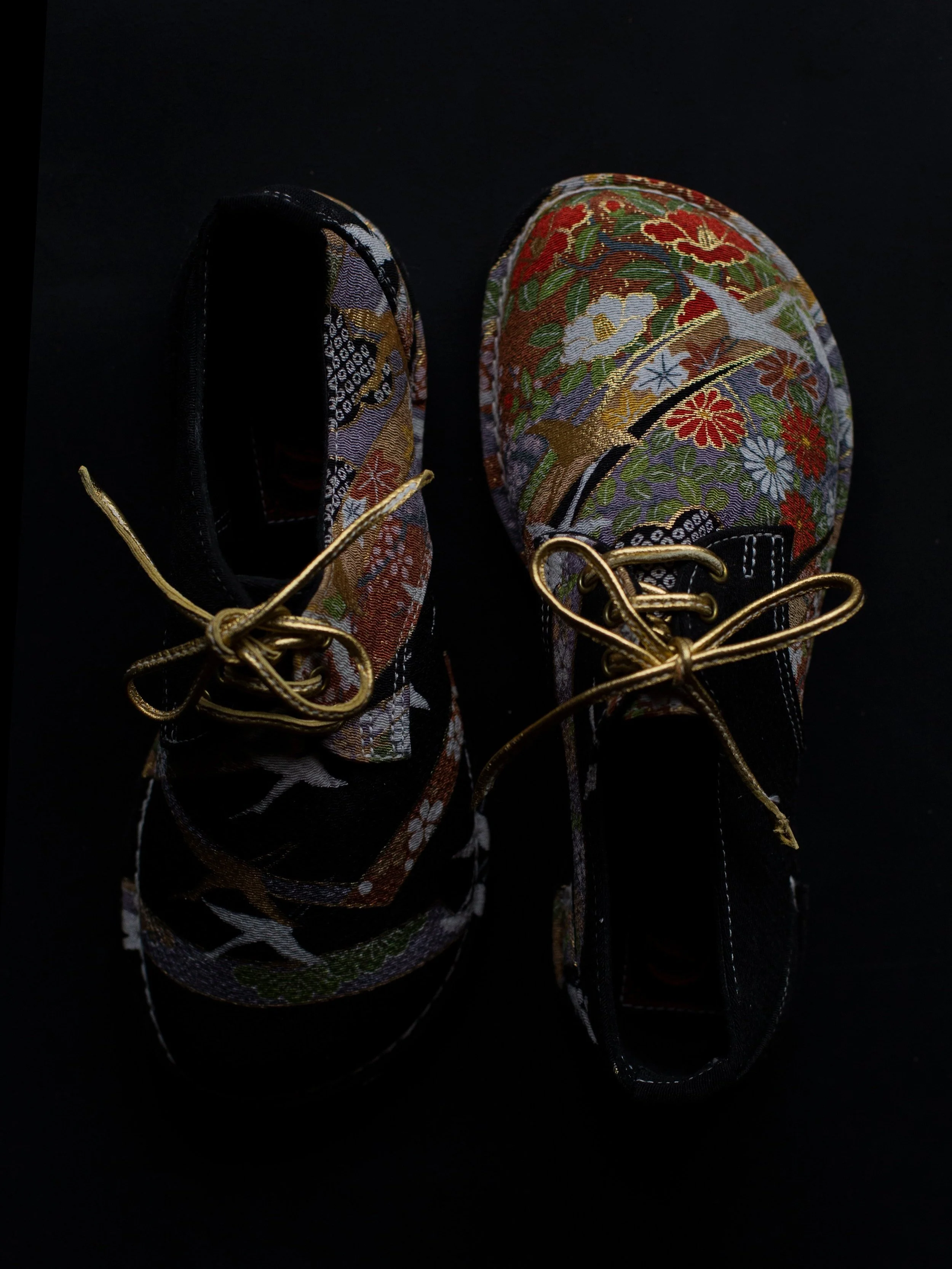 Tsuru Japanese Silk Shoe - Size 5 — Ruth Emily Davey - RED Shoes