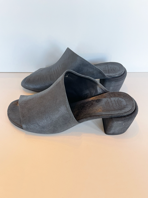 Deborah Kent's Boutique in South Tampa — Sally Platinum Slingback ...