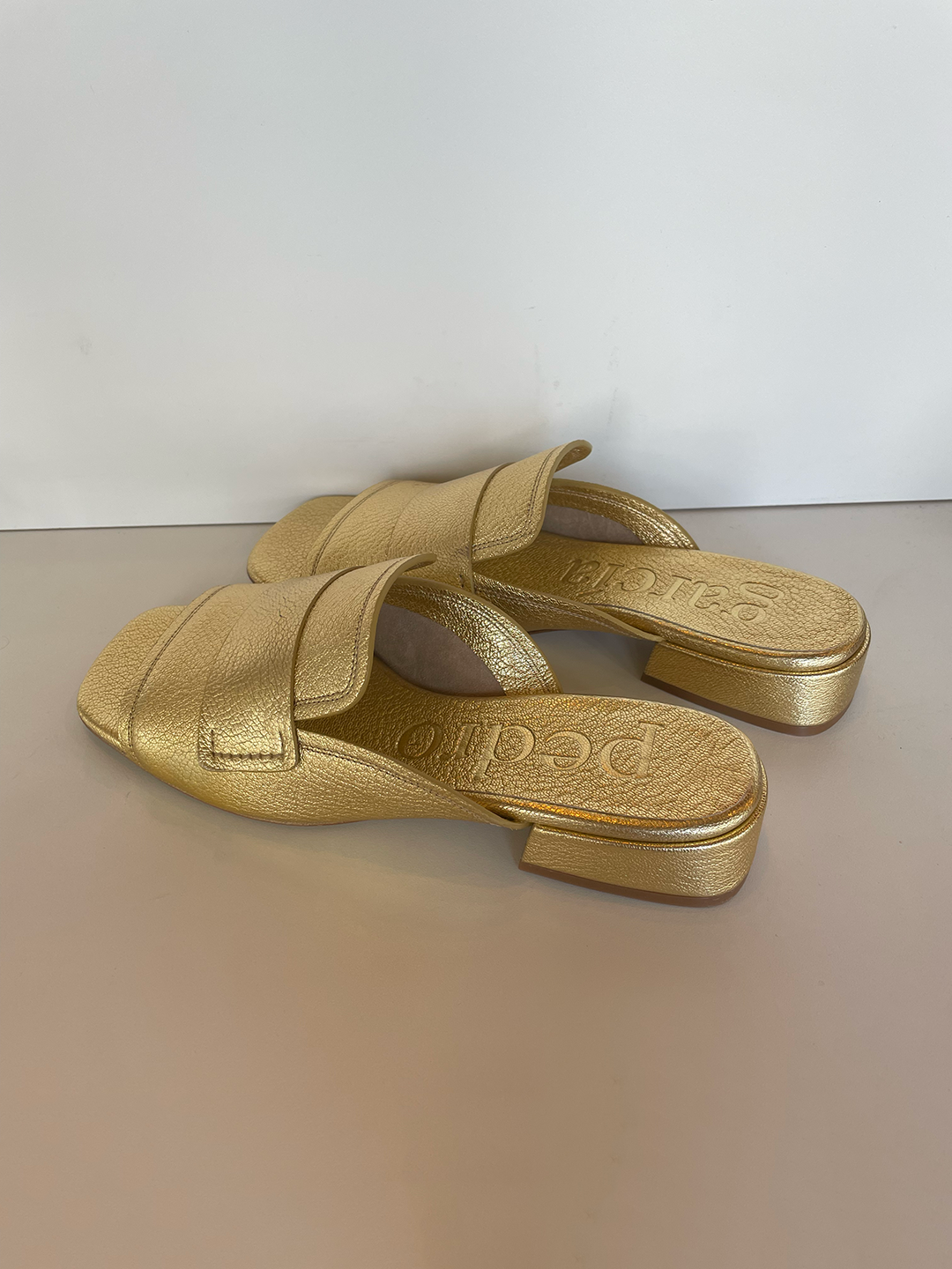 Deborah Kent's Boutique in South Tampa — Lomiss Suede Ballet Flat in ...