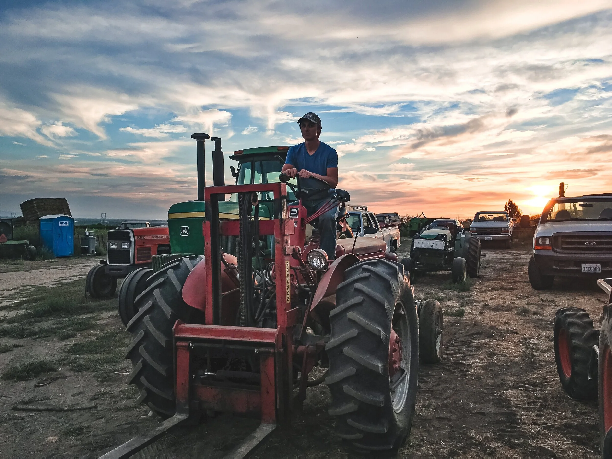 Contact — Tonnemaker Hill Farm