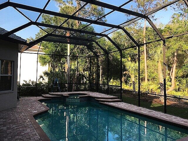 Tampa Bay Pool Screen Repair & Rescreen | Lanai & Patio Rescreening