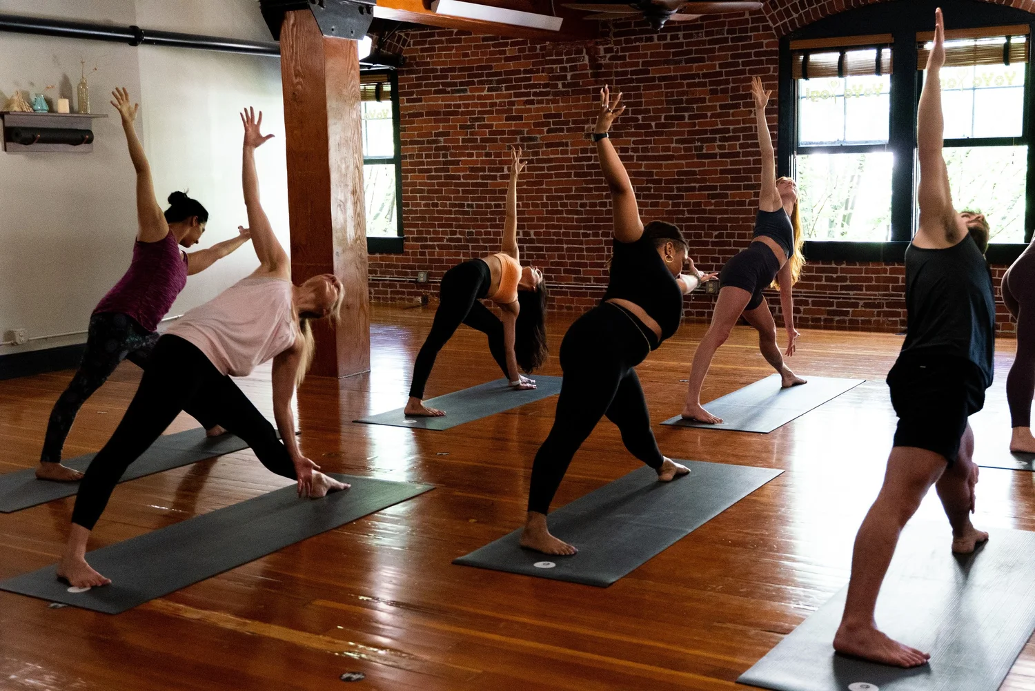 YoYoYogi Yoga Studio