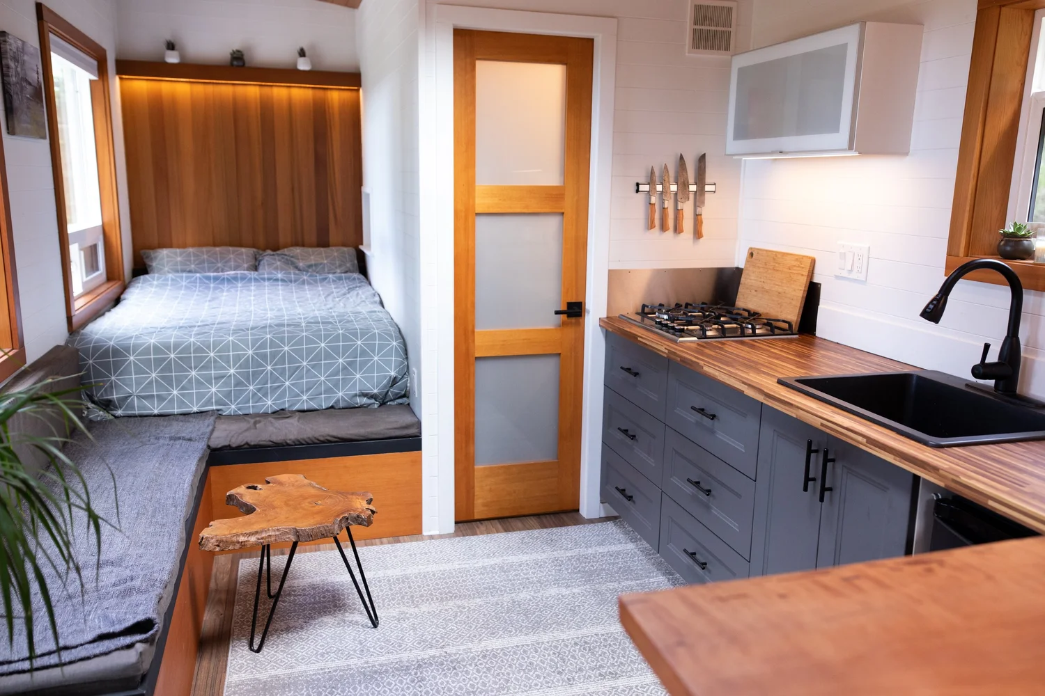 General 1 — L E F T C O A S T