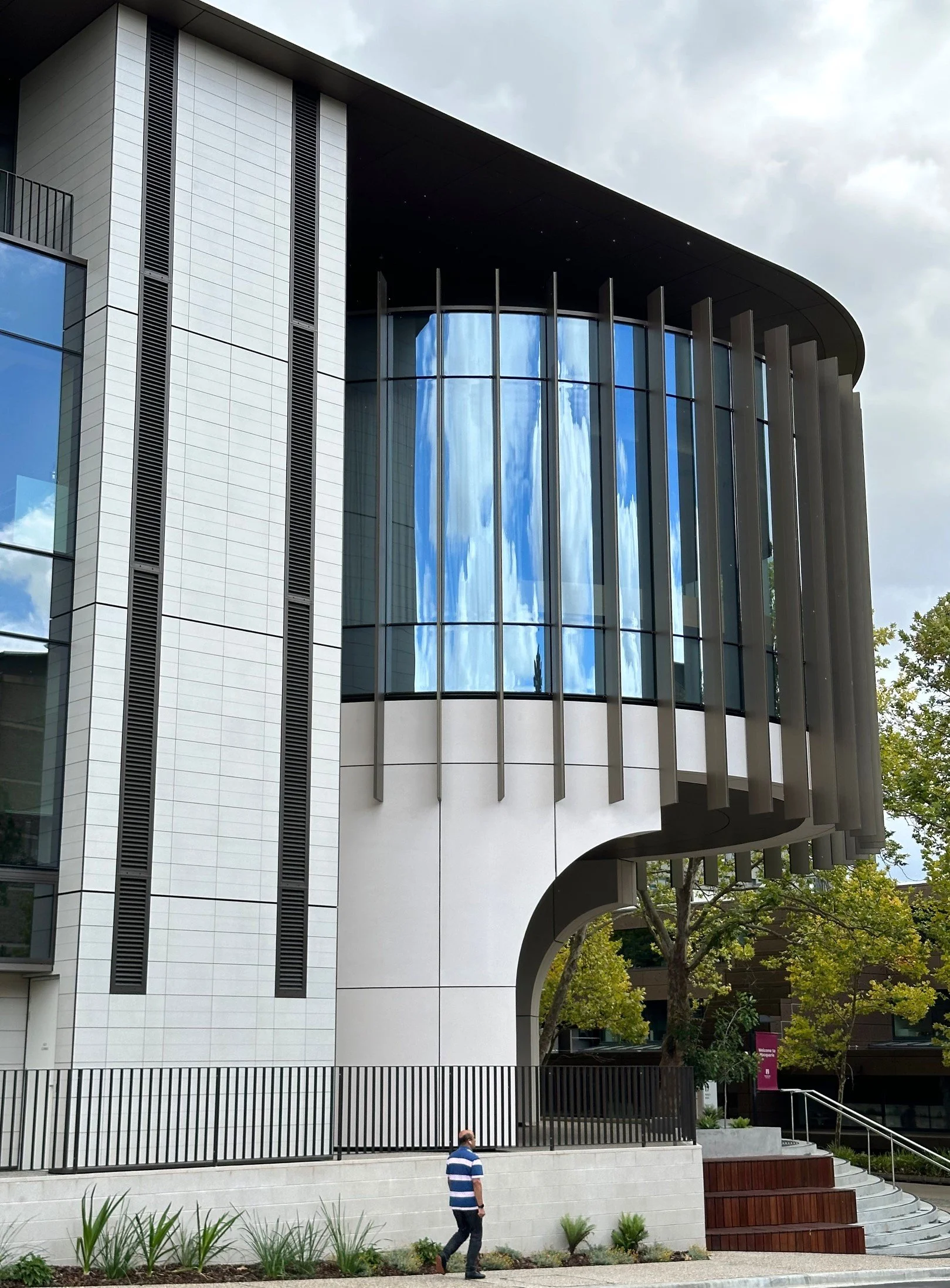 Michael Kirby Law School Building - Macquarie University — Frontek