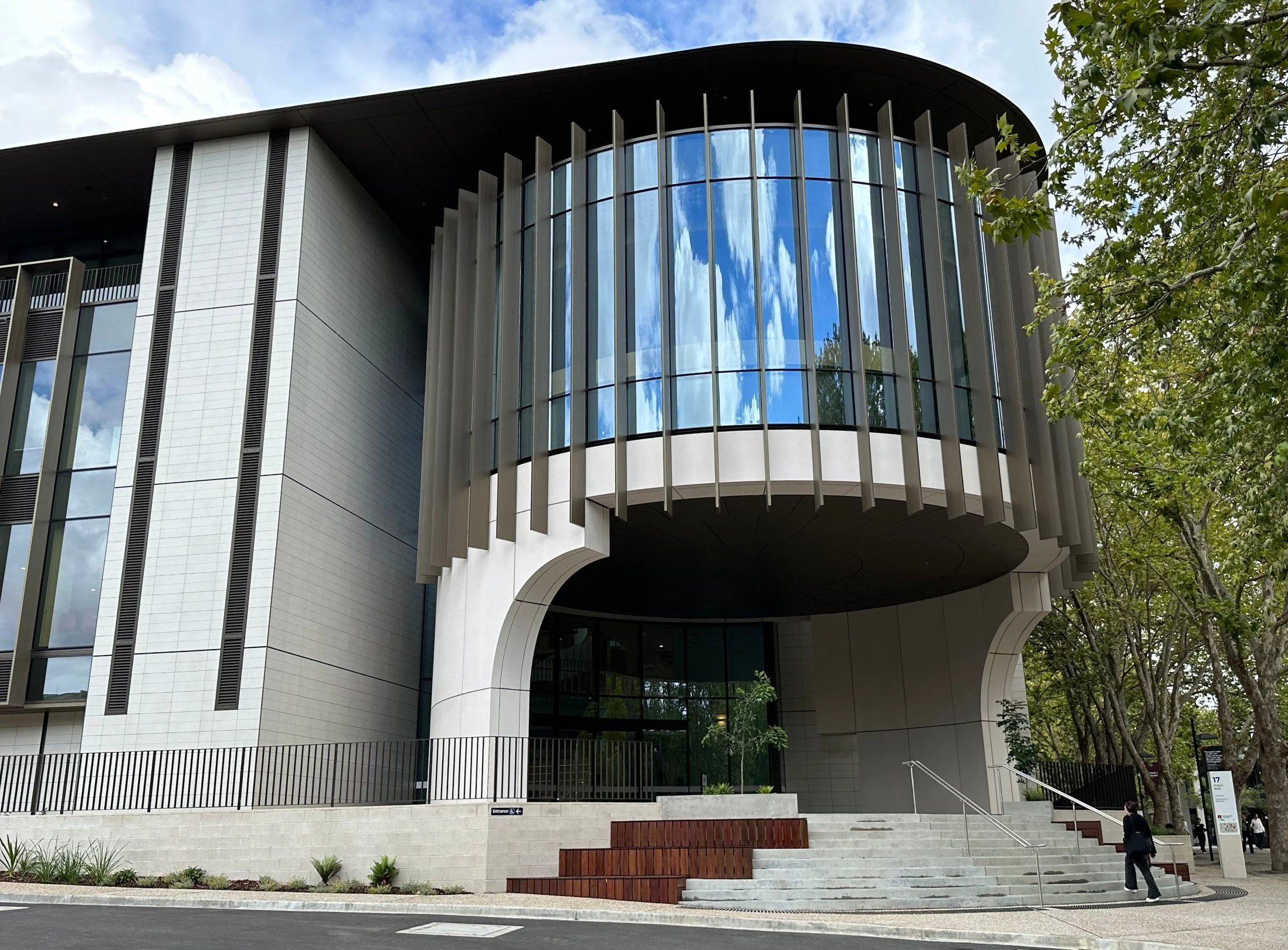 Michael Kirby Law School Building - Macquarie University — Frontek