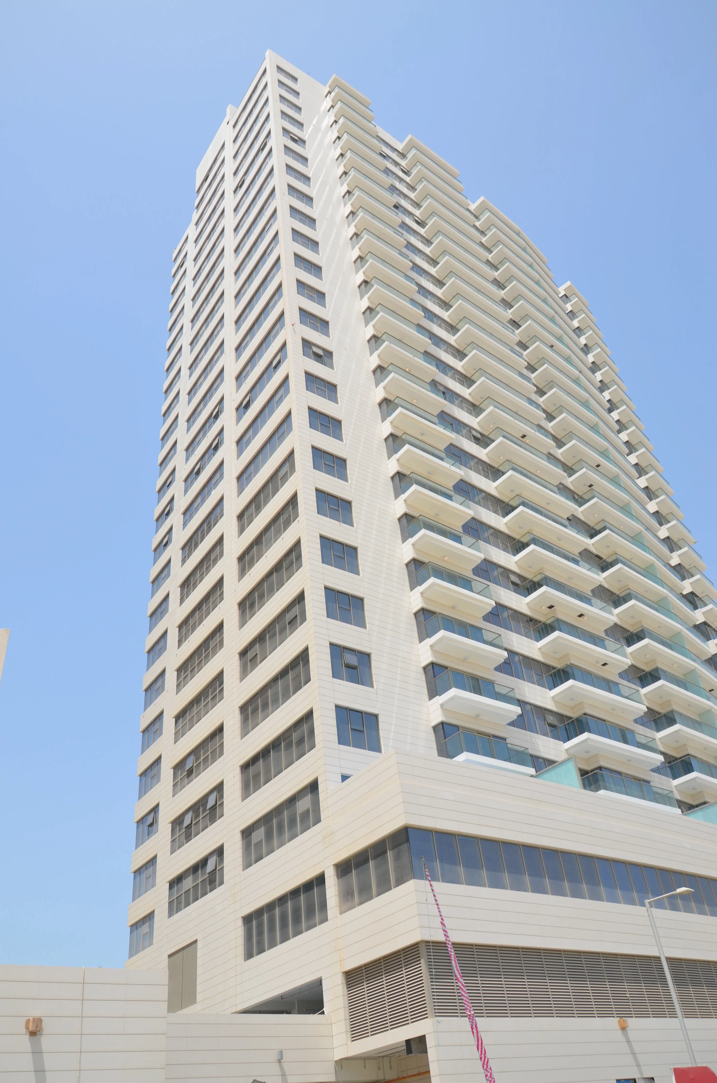 Najmat Tower — Frontek