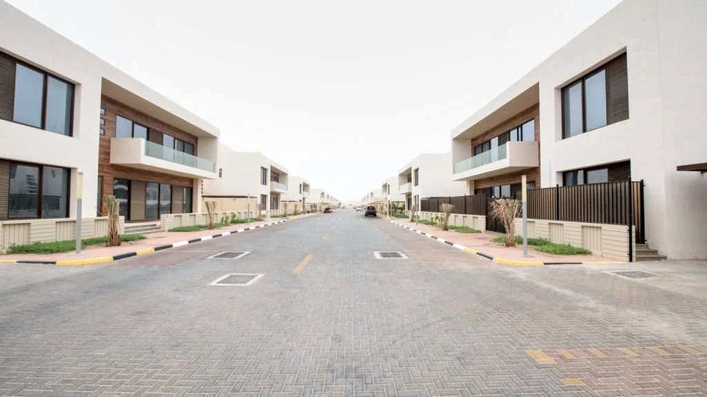 Al Damani Complex — Frontek