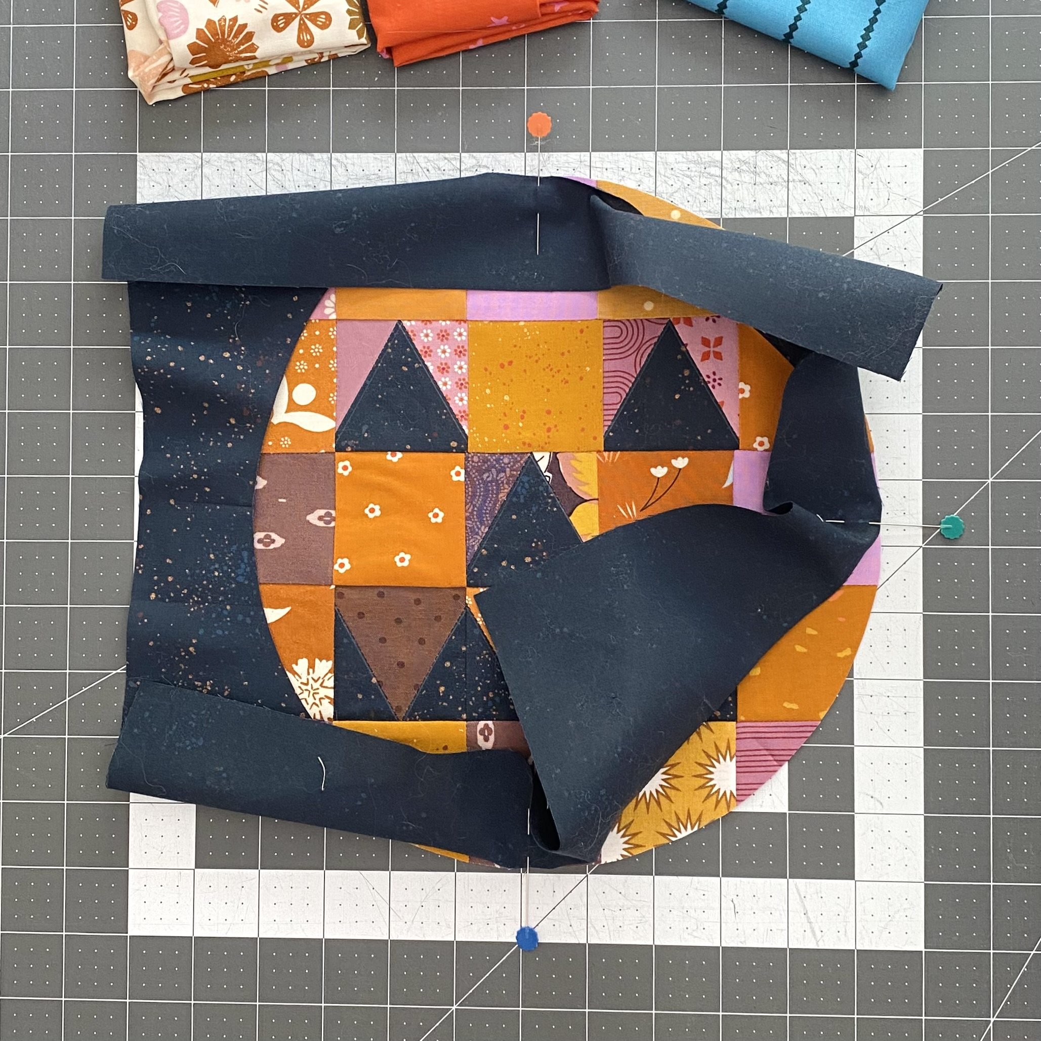 Sew a perfect inset circle — Mija Handmade