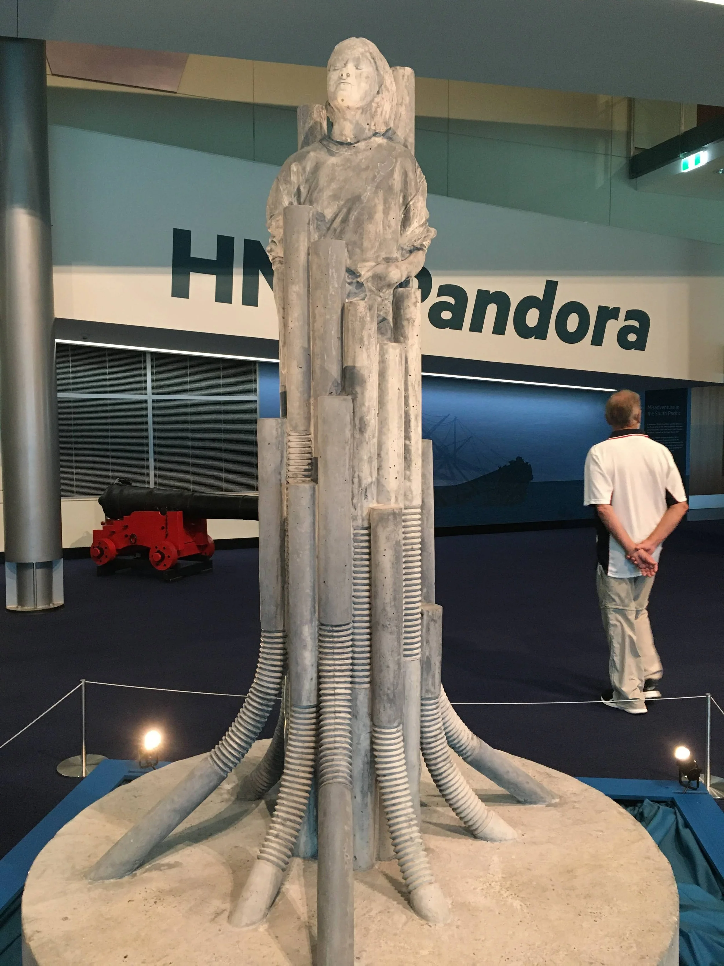 Molly Steer / Ocean Sentinel / MOUA / Museum of Underwater Art