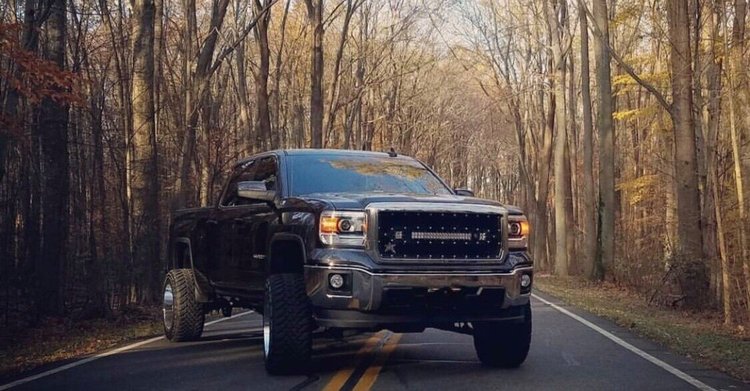 Twisted Customs LLC