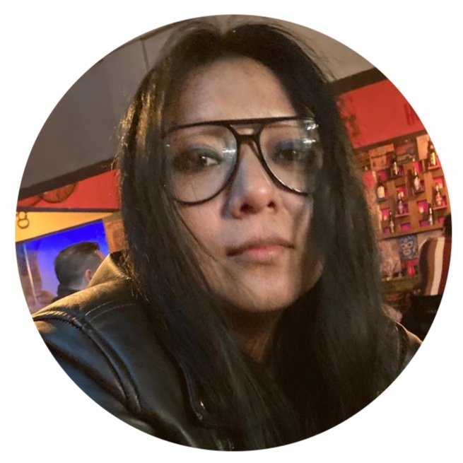 Emma Landeros — Así Como Suena