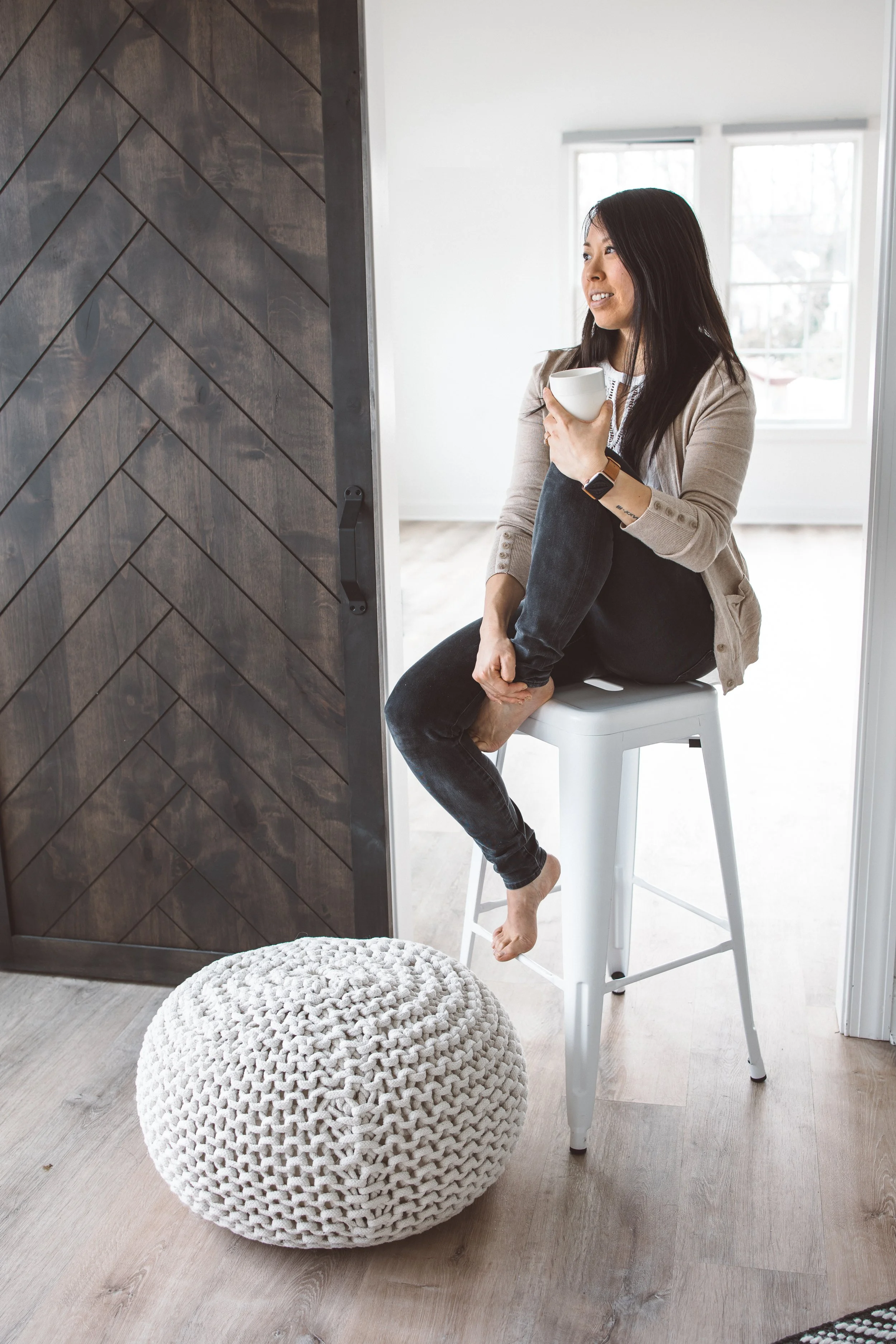 Minimalist Foundations: How to Reduce Visual Clutter Quickly — Hello Brio