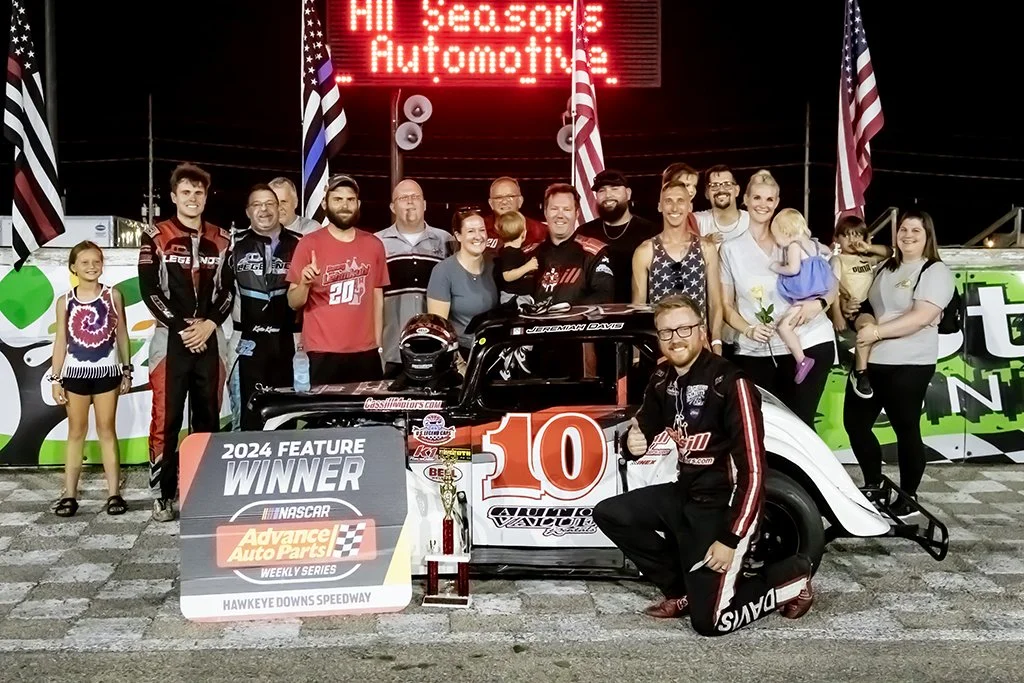 Davis Wins First Legends Feature, Thompson Scores Iowa Vintage Victory ...