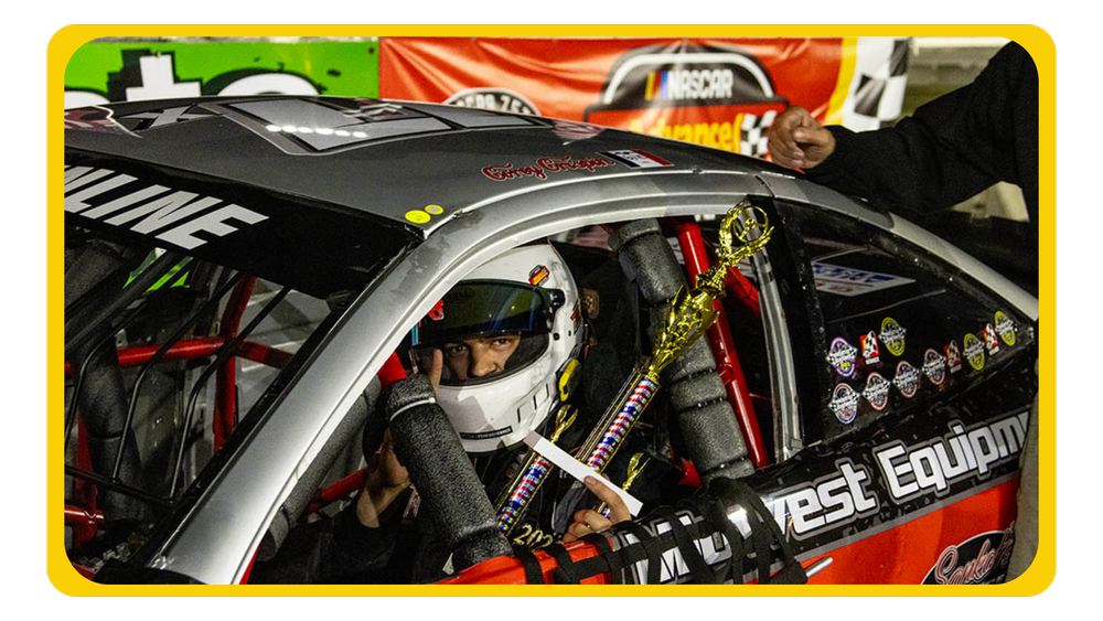 Mid-Season Championship Night, 200-Lap Enduro Race Recap | Hawkeye Downs