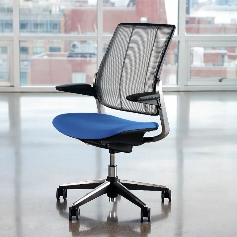 Diffrient Smart chair — Commercial furniture solutions | Aspect Furniture