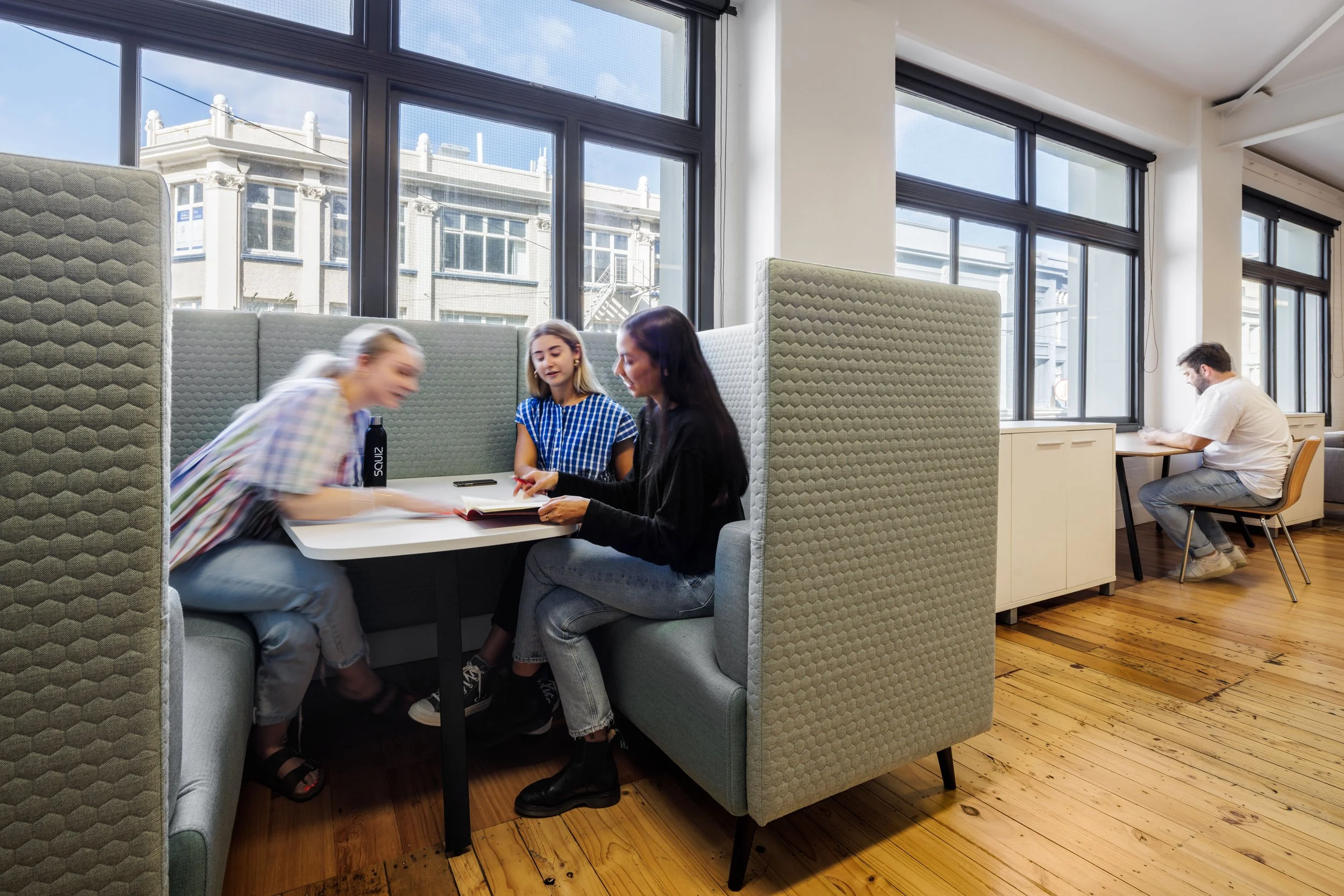 Squiz | Wellington — Commercial furniture solutions | Aspect Furniture