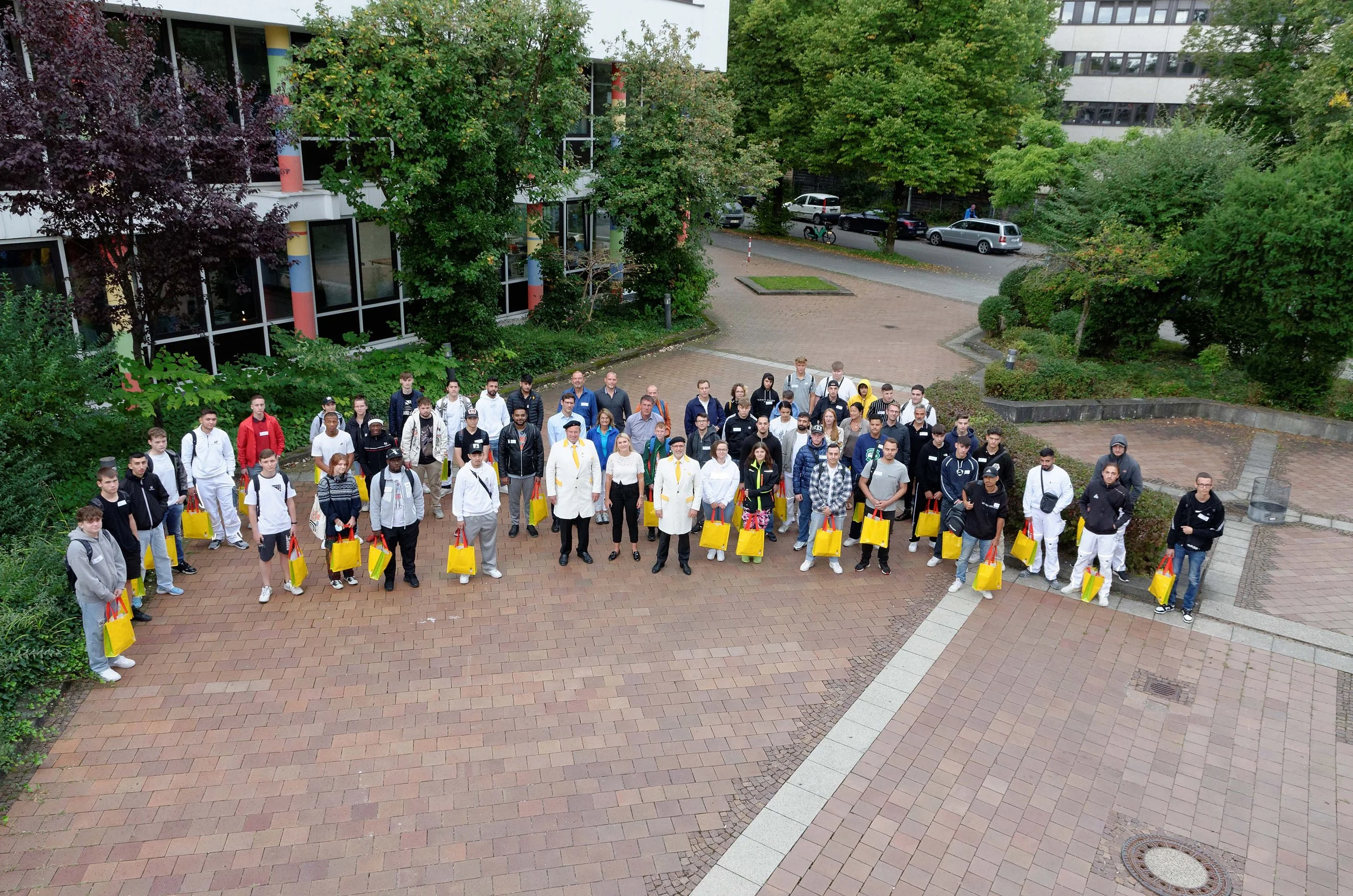 Willkommen an Bord - Azubi Tag in der Maler und Lackierer Innung ...