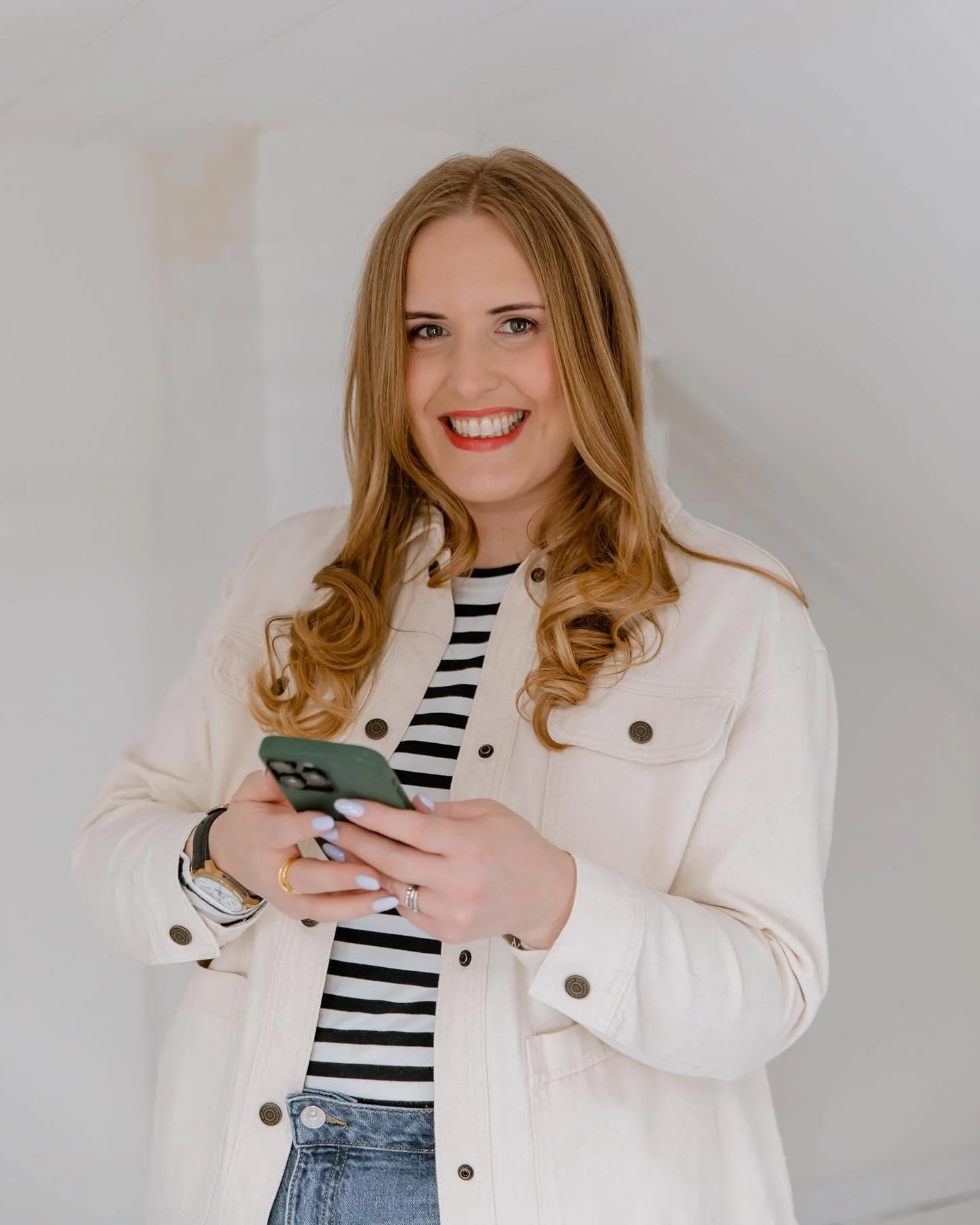 Afternoon Crumbs — Emma Ratcliffe Brand and Product Photographer