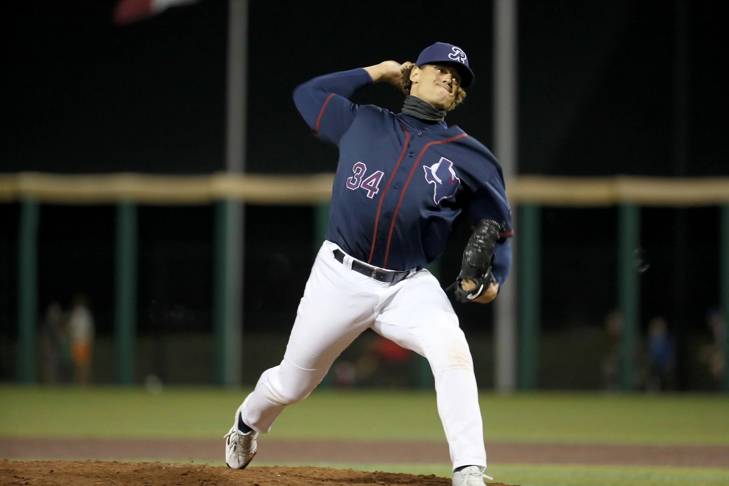 Railroaders Fend Off Canaries in Series Opener - Cleburne Railroaders