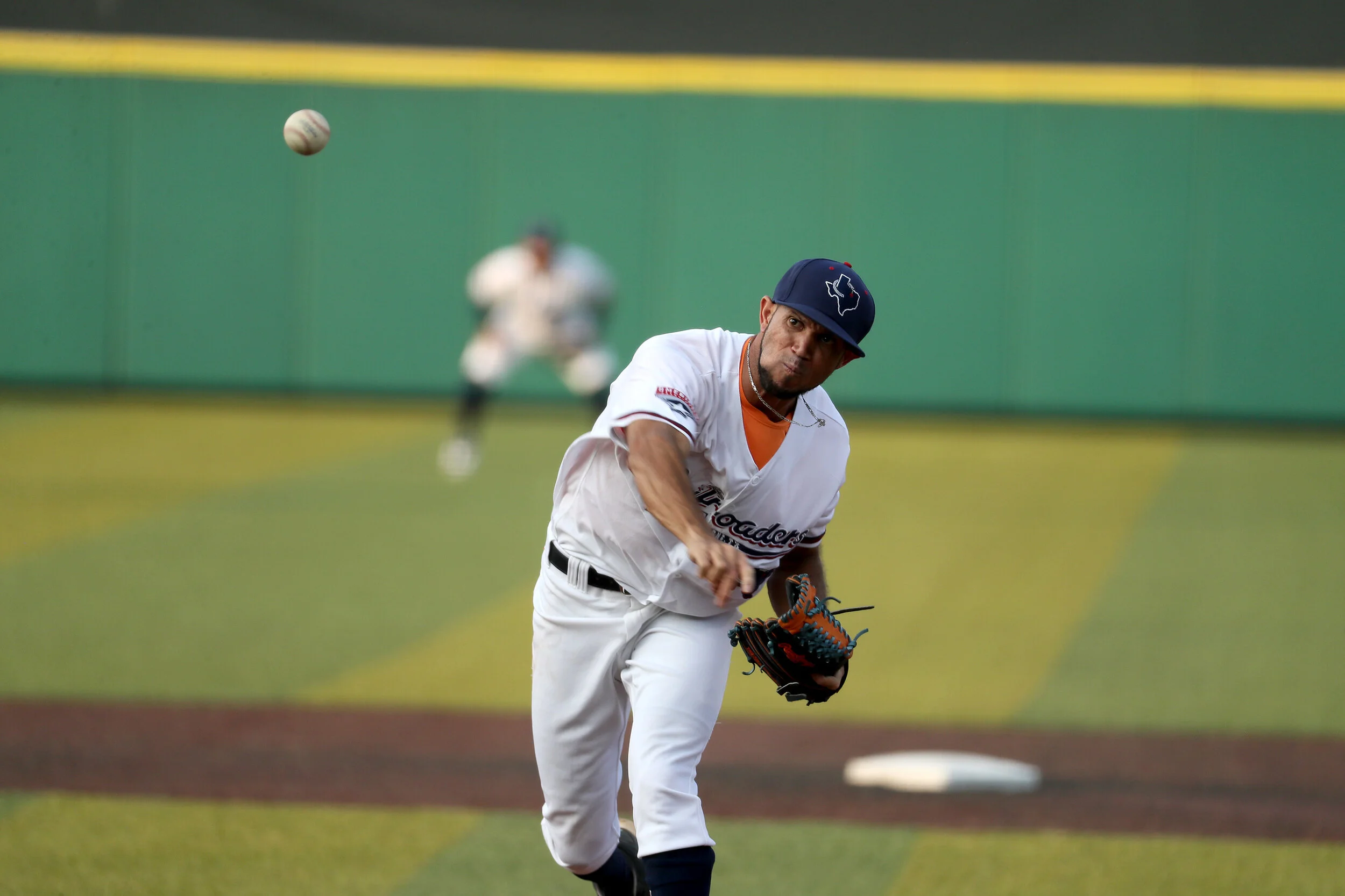 Railroaders Battle Past Apollos to Clinch Series - Cleburne Railroaders