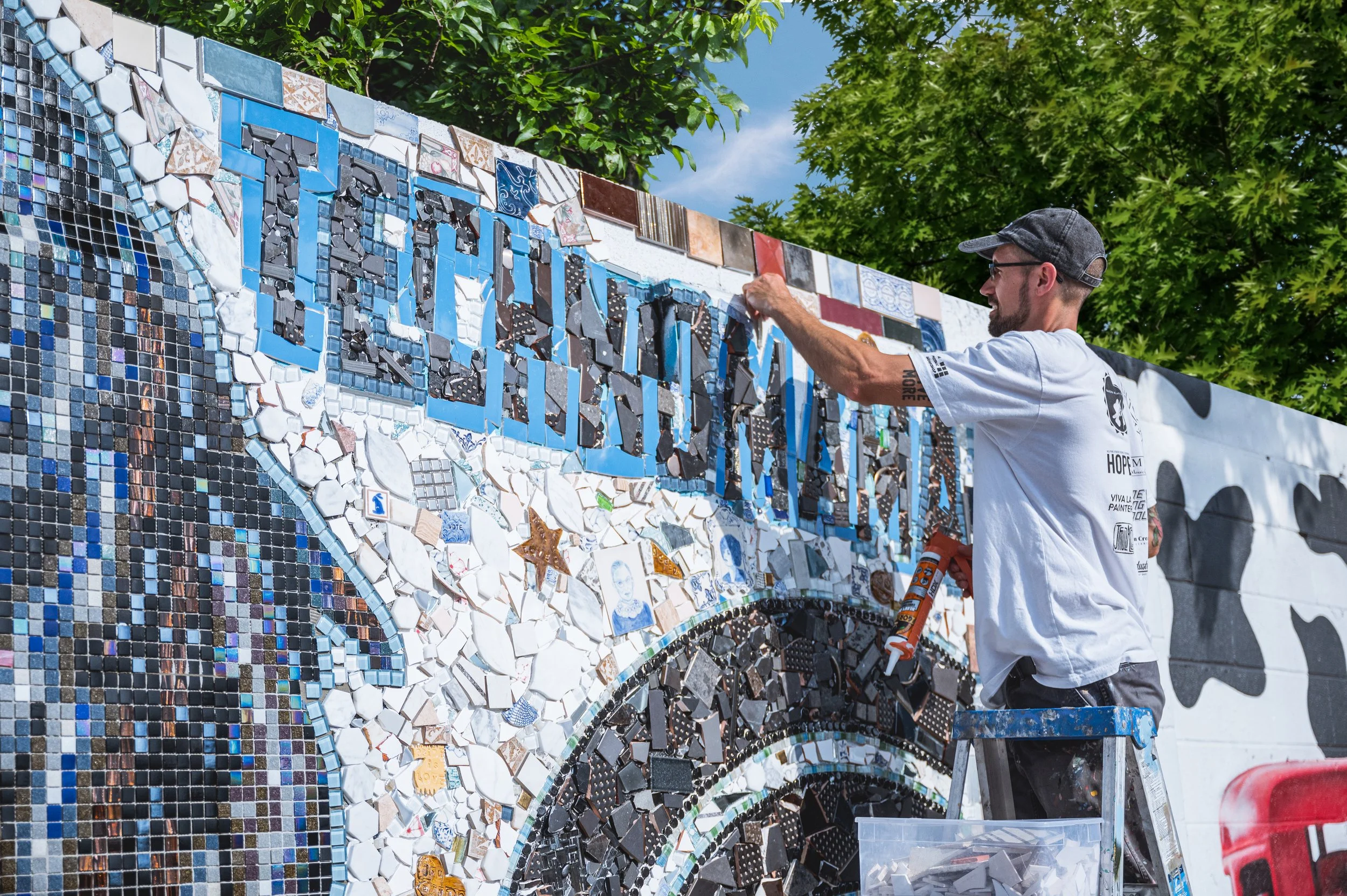 J Muzacz | Austin, Texas based Mural and Mosaic Artist