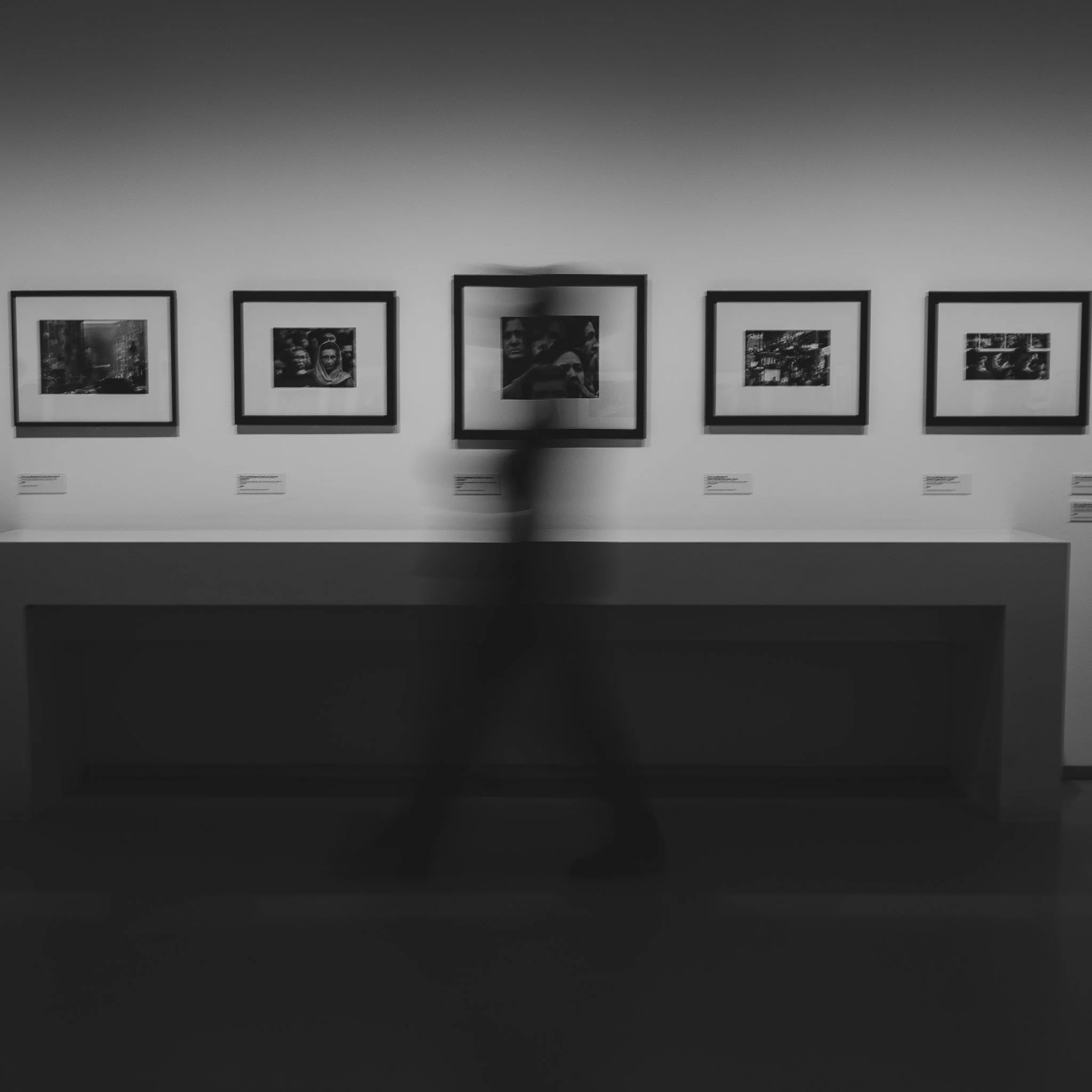 La mostra "Frank Horvat. Paris, le monde, la mode" presenta il Alvaro ...